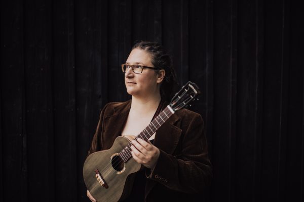 Elisabeth Pfeiffer – Ukulele Artist
